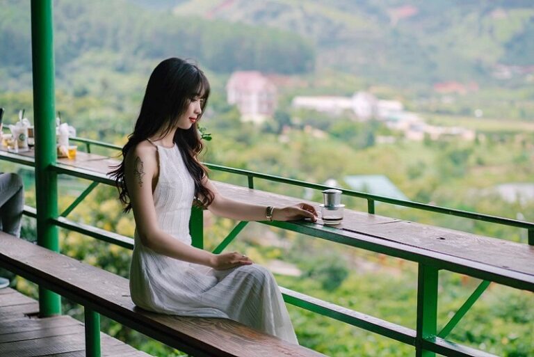 Lạc Trôi Ở Café Mê Linh Đà Lạt – Một Điểm Đến Triệu Góc Sống Ảo